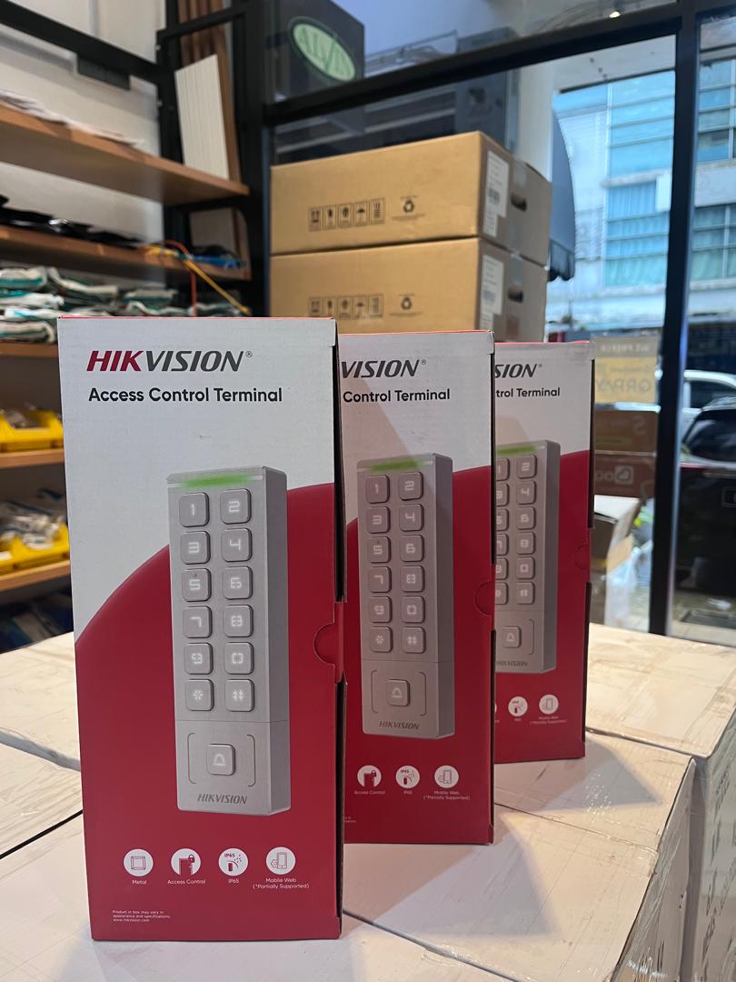 Hikvision Access Control Terminal – Compact Keypad Reader for Secure ...